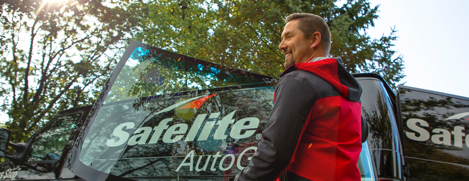 Rear Windshield & Back Window Replacement | Safelite