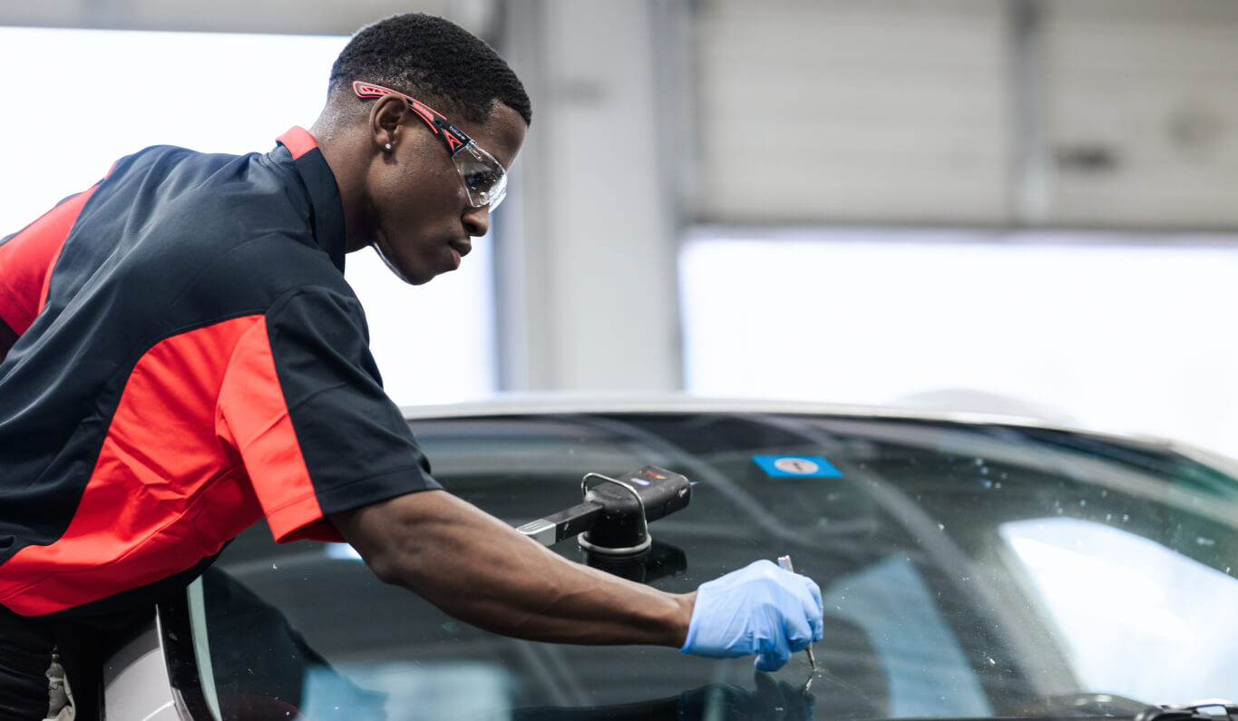 Windshield Repair & Replacement | Safelite